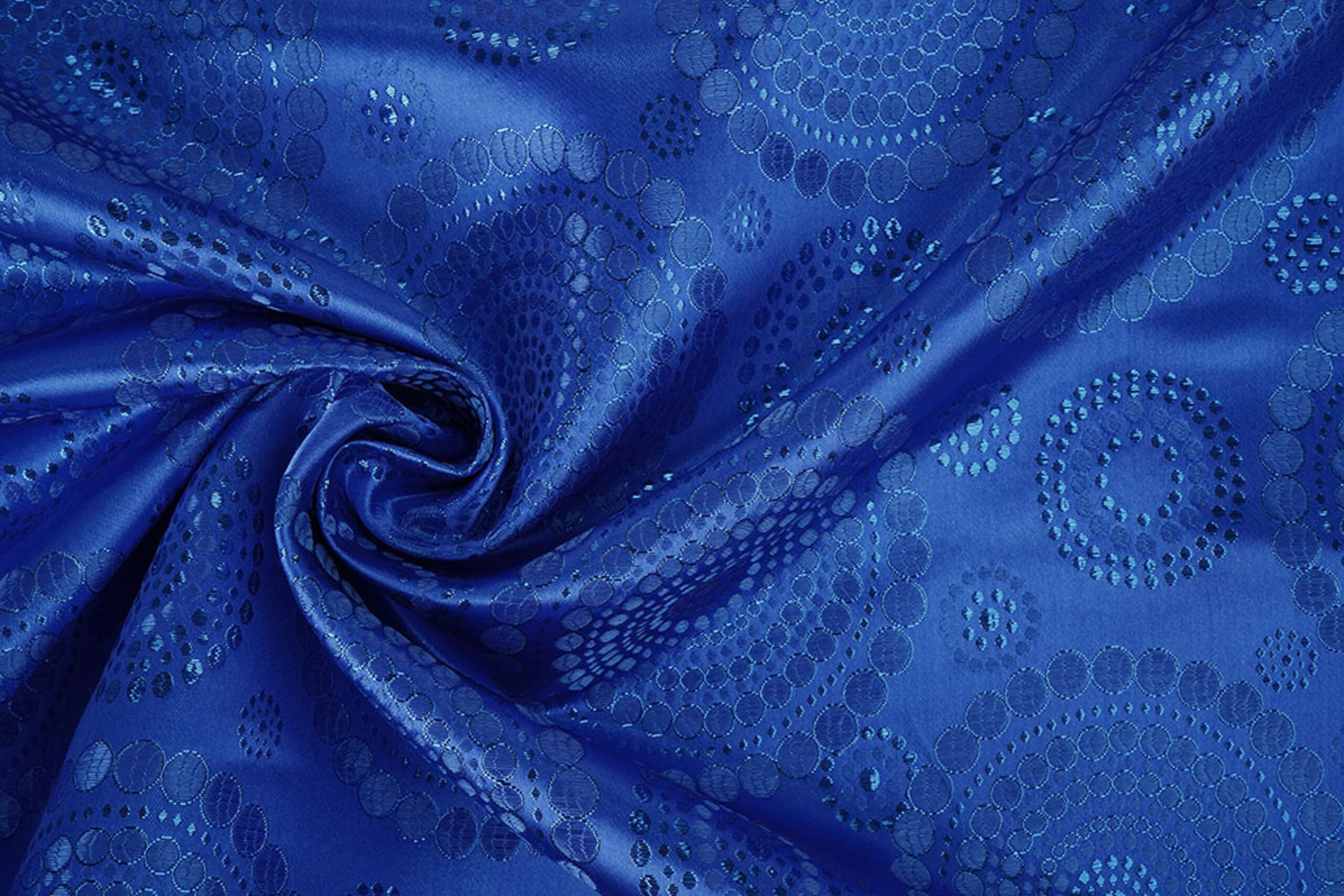 Brocade Dots Mandala Cobalt Blue - Boelens Modestoffen