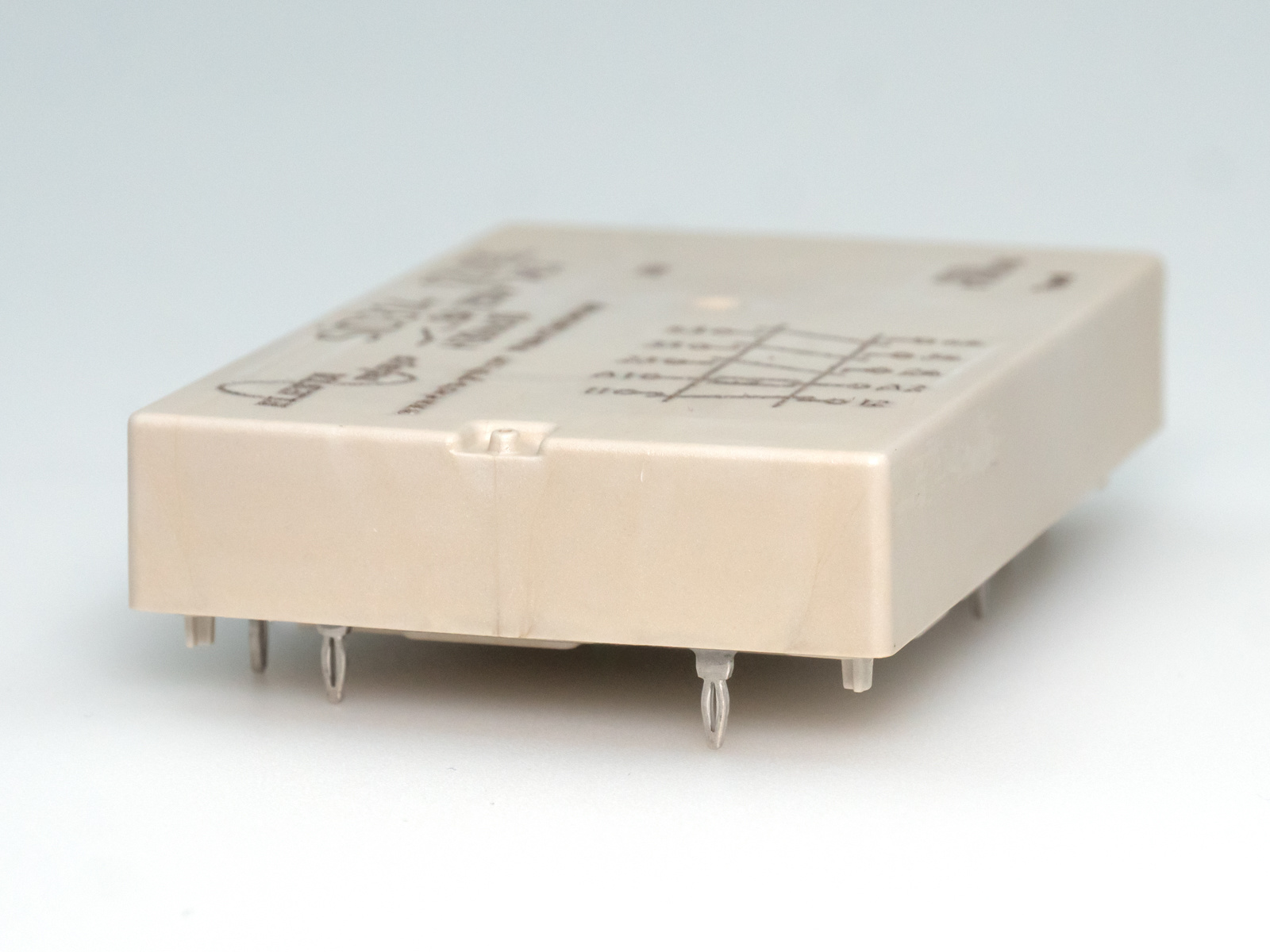 ELESTA relays - SID314 - ELESTA product overview - Standard products 12 ...
