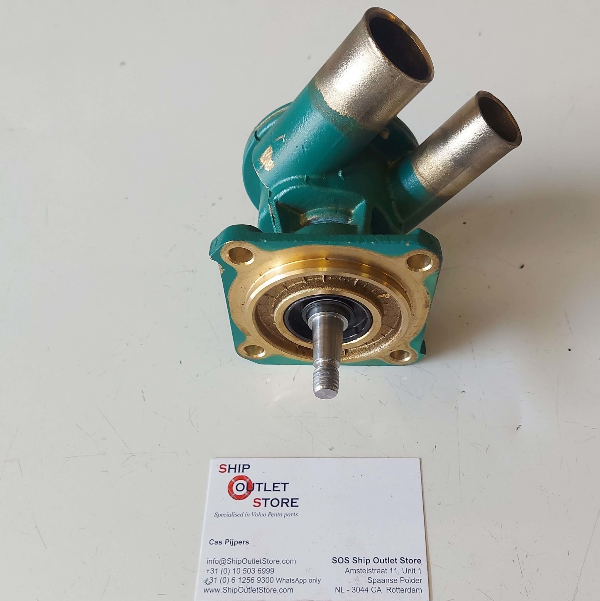 Bomba de agua cruda Volvo Penta 3583089