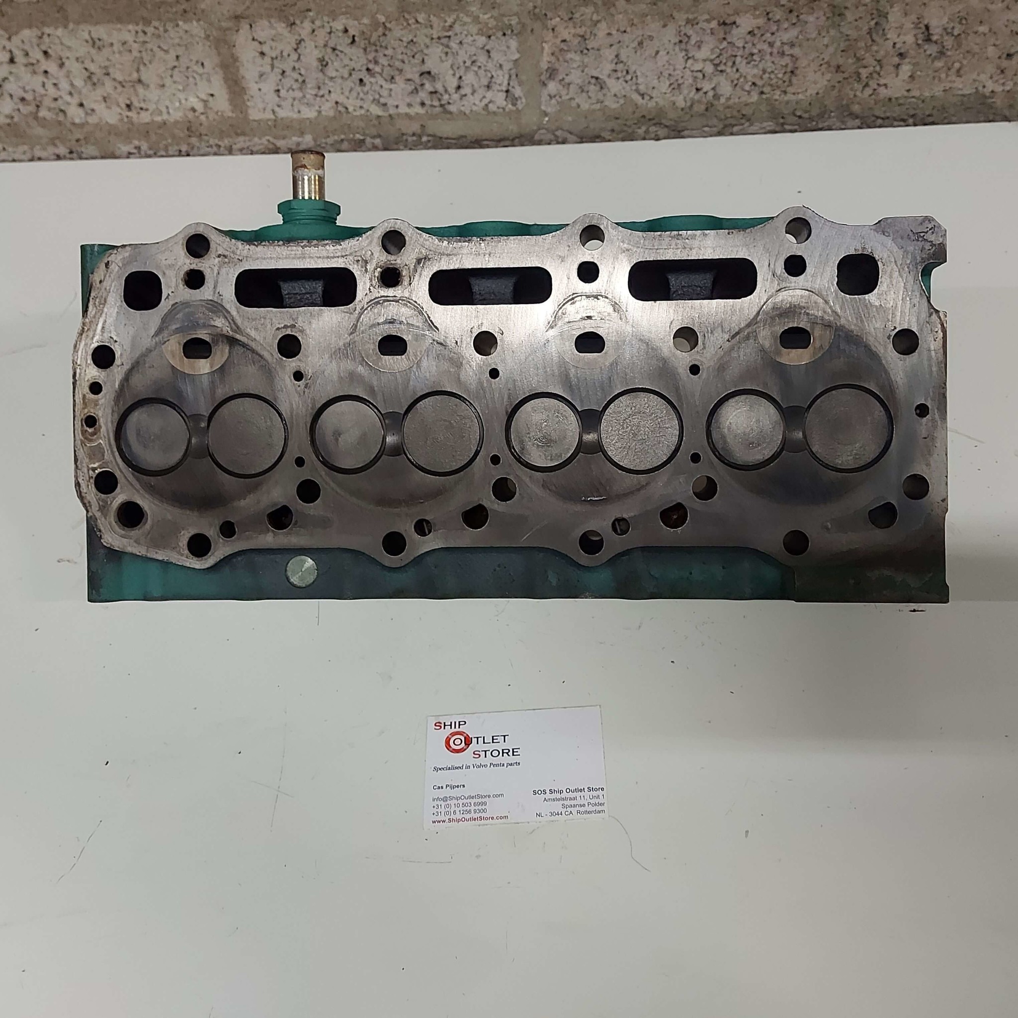 Cylinder head complete D2 Volvo Penta 3801334
