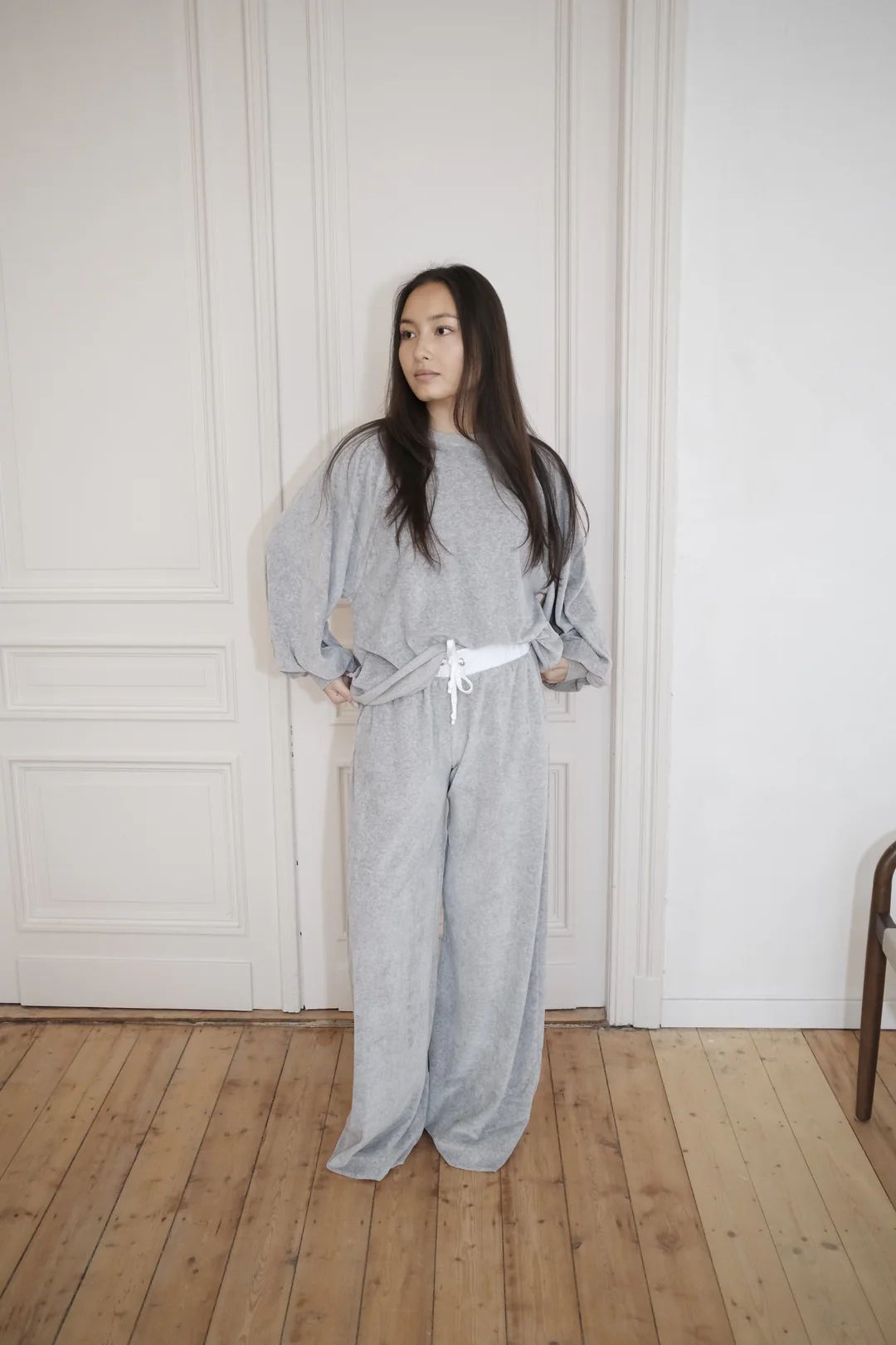 Rosas Sweater - Velour Light Grey - JUULS STORE
