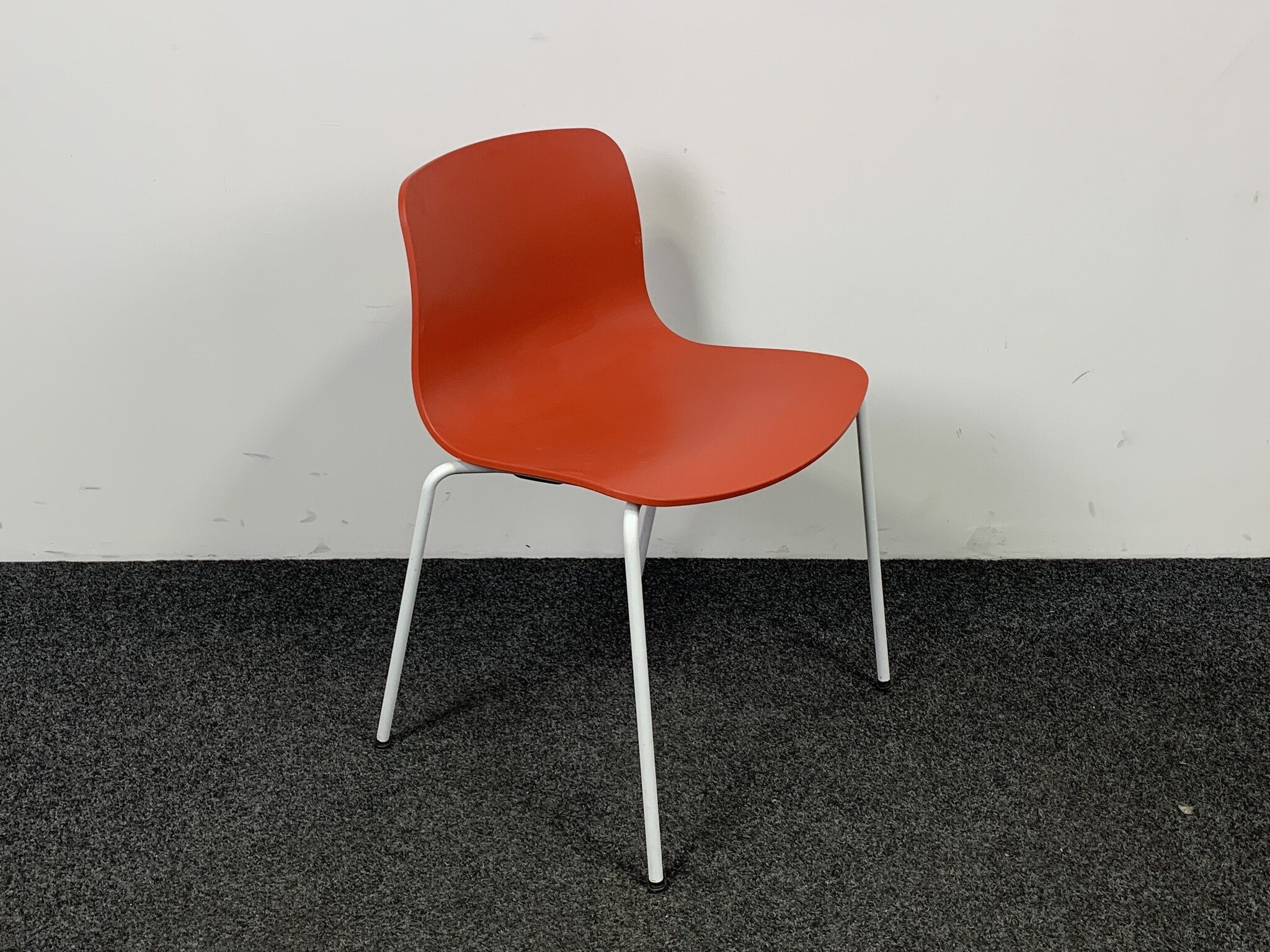 Stoel Hay About a Chair - Rode Zitting | Gebruikte Stoel