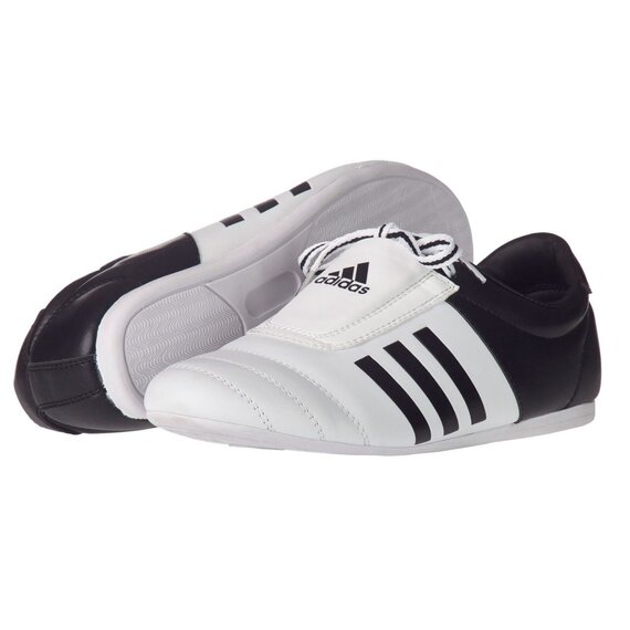 Adidas - Best Fightshop - Vechtsportartikelen Adidas - Best Fightshop - Vechtsportartikelen