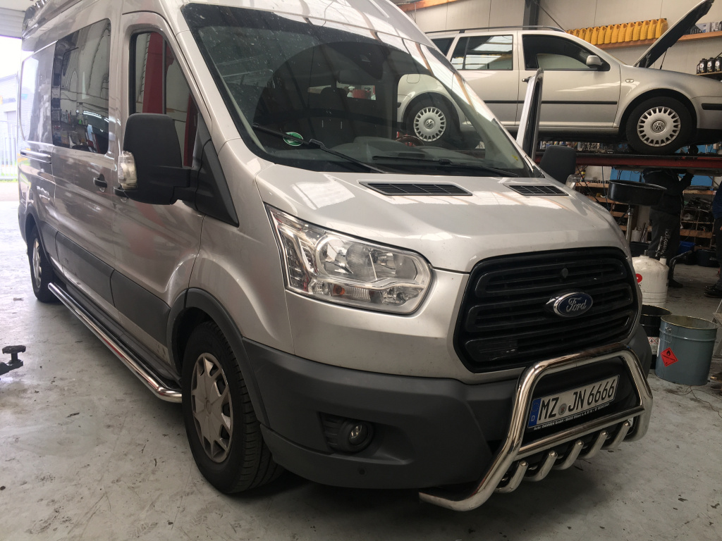 Ford Transit TTG TT9 Sidebars met rvs traanplaat L1 - Best-Carstyling