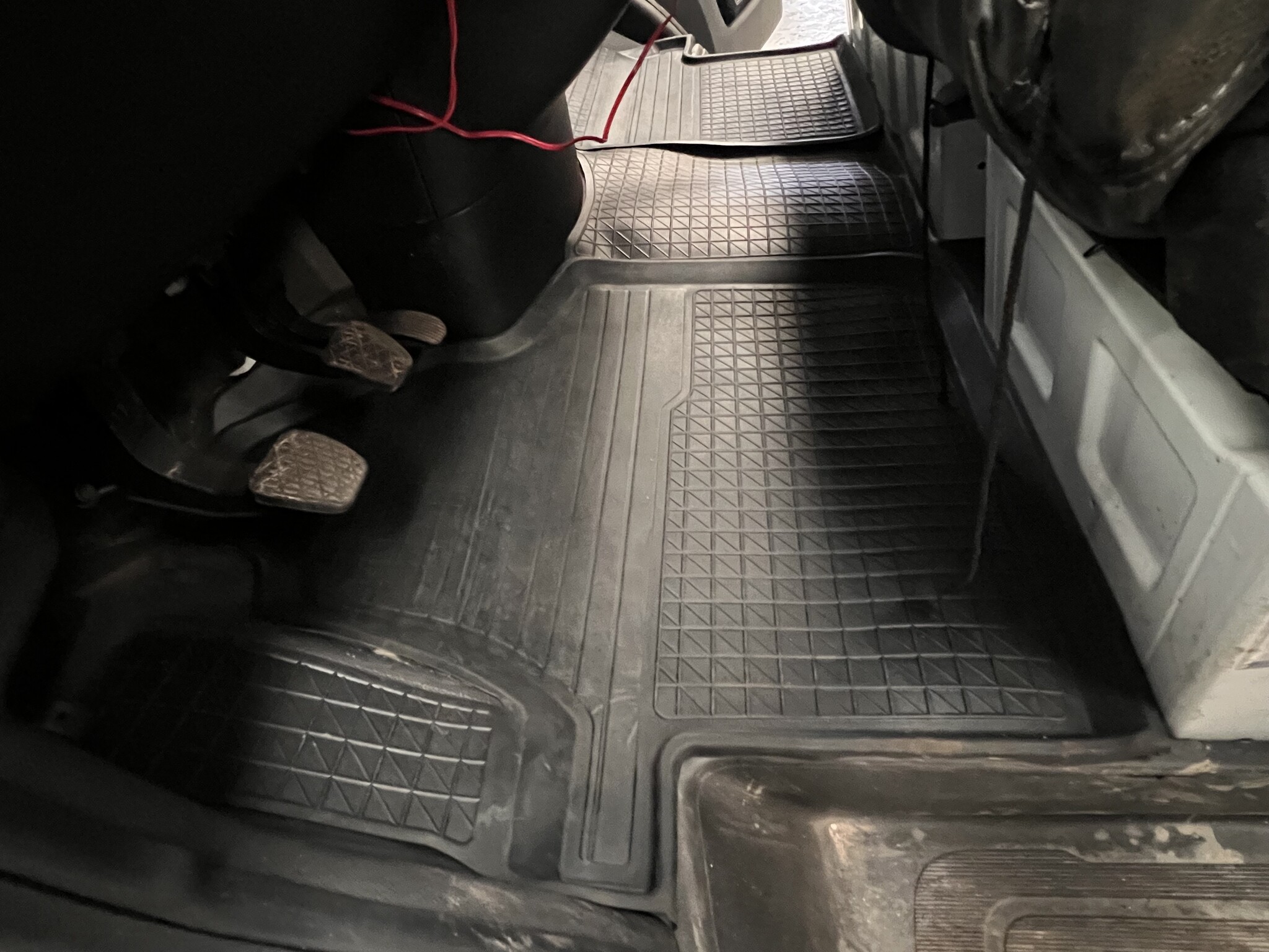 4D Rubberen Vloermat Mercedes Sprinter W907 1 + 2 zits - Best-Carstyling