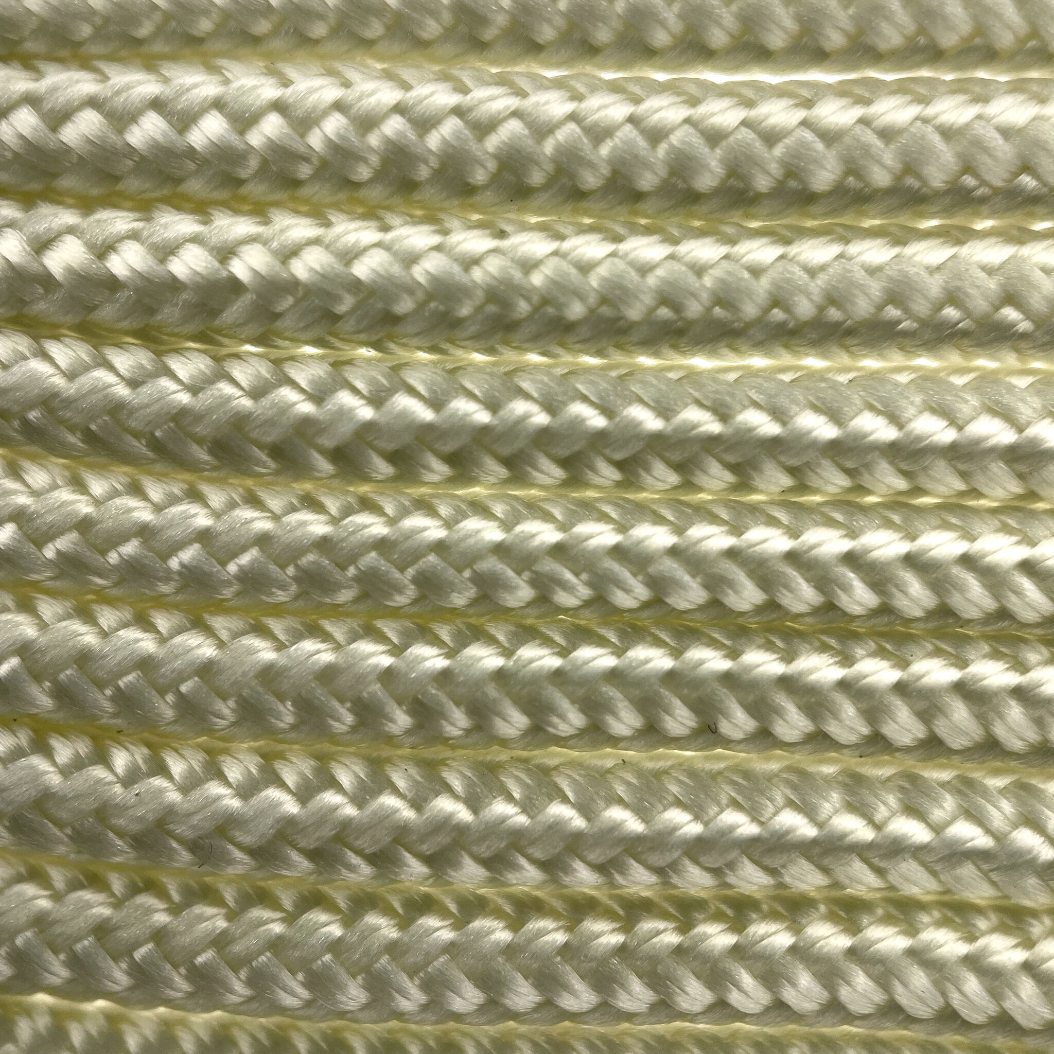 Koop Paracord 425 type II Ivory Wit bij dé expert - 123Paracord