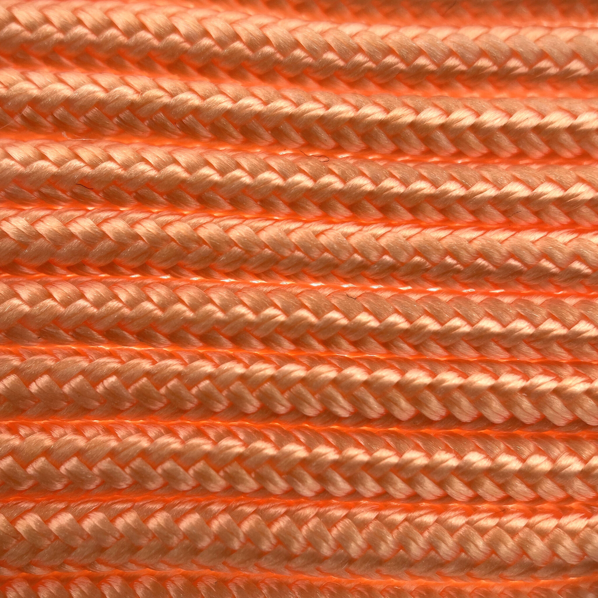 Koop Paracord 425 type II Glamorous Peach bij dé expert - 123Paracord