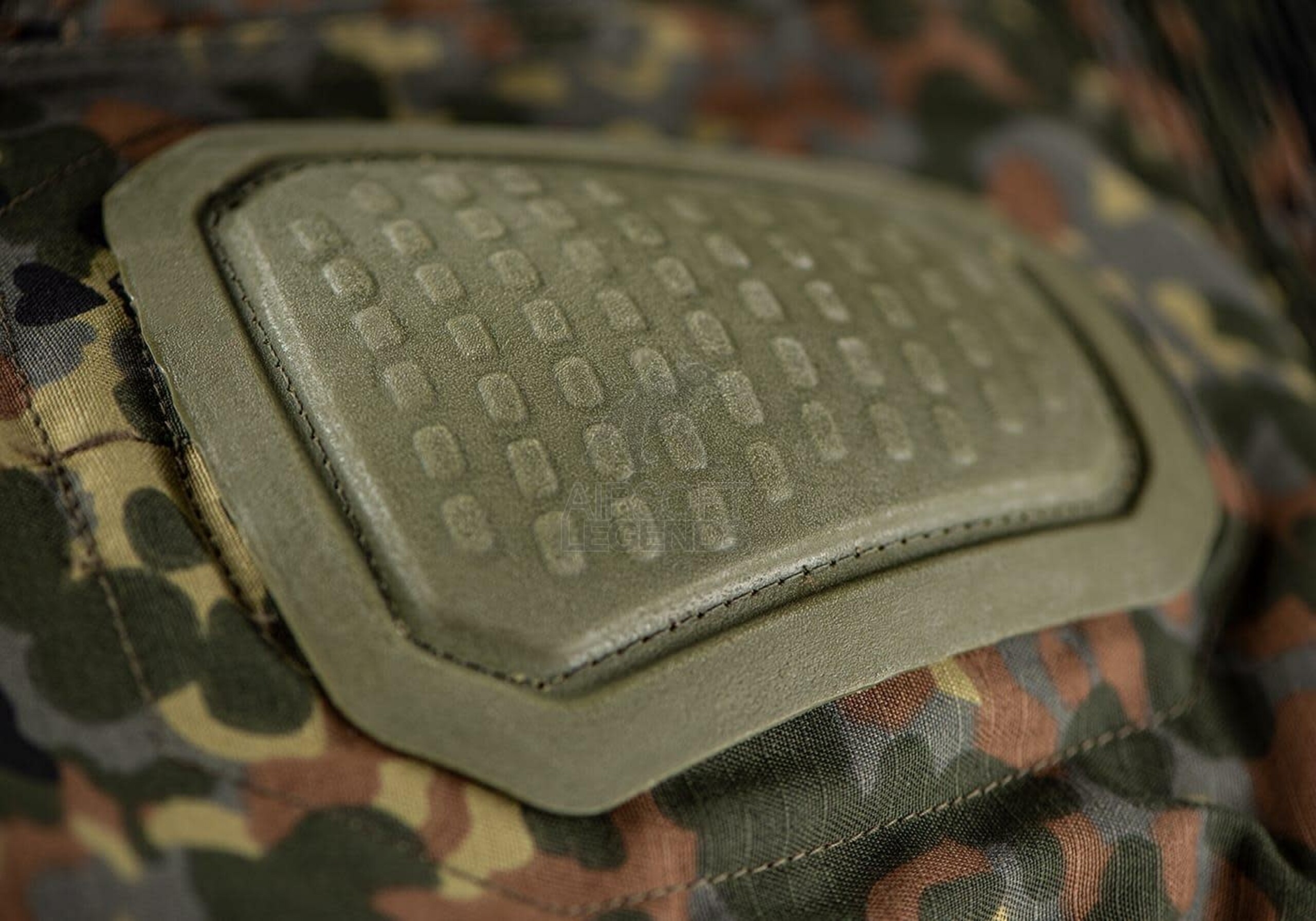 Invader Gear Predator Combat Pant Flecktarn - Airsoft-Legends | Airsoft ...