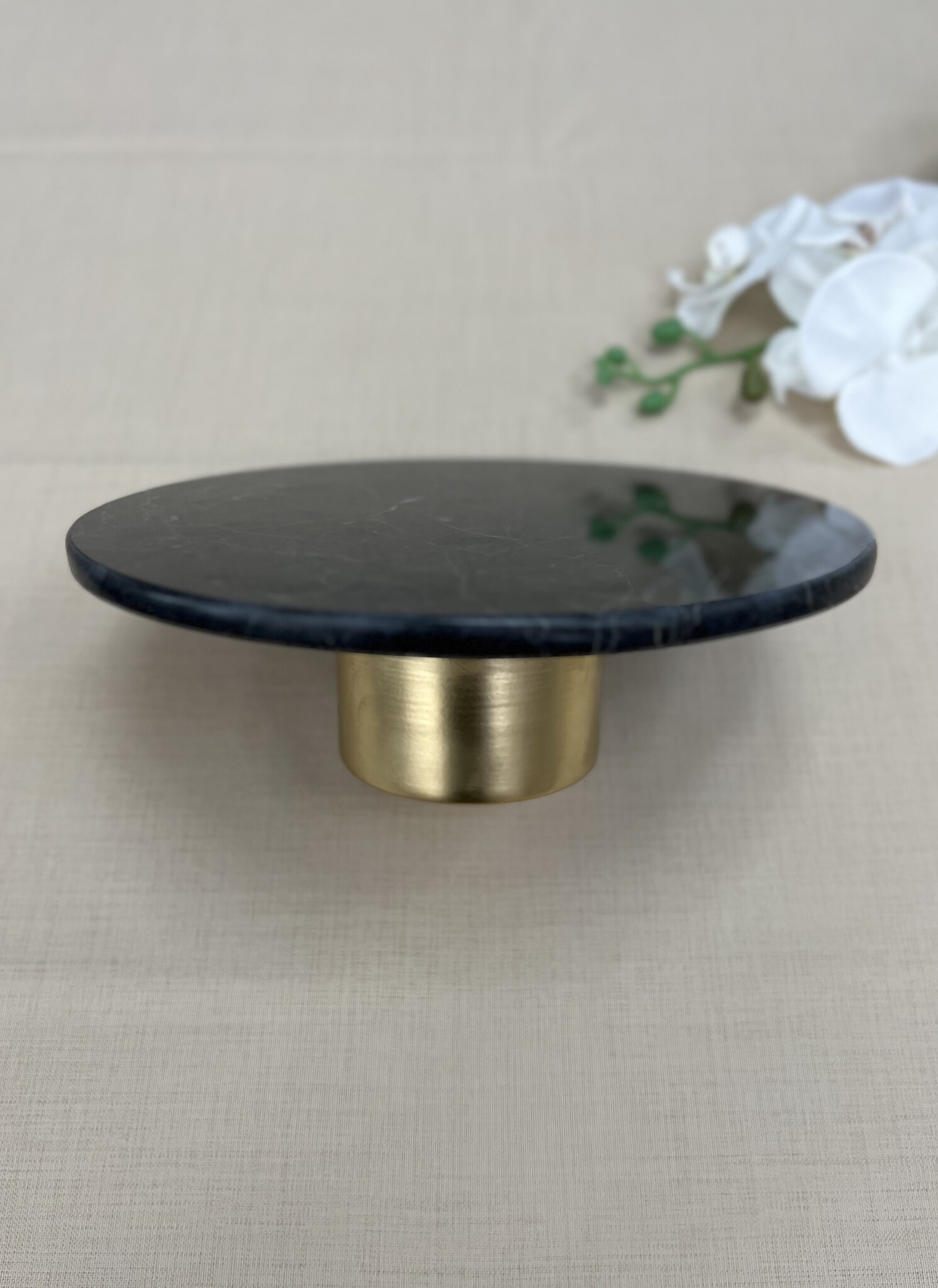 MERMER 28CM METAL AYAKLI SIYAH SUNUM TABAGI - LimanOnline.com