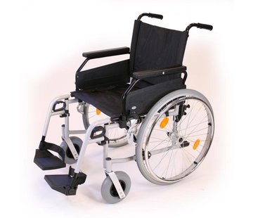 Kinderrolstoel Eclips+ met voetsteunen kopen - ThuiszorgWebshop.nl