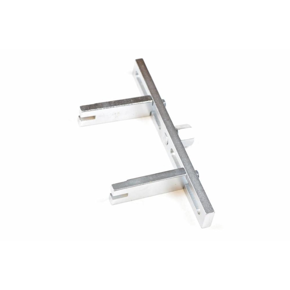 Mounting key for fuel pumps - ToolMania