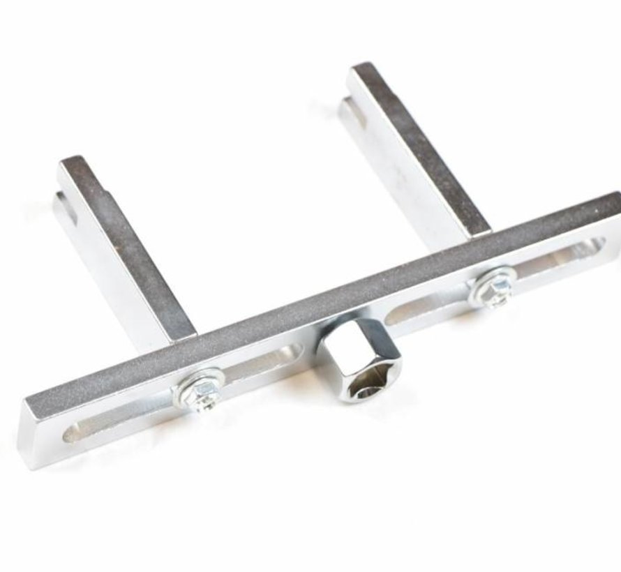 Mounting key for fuel pumps - ToolMania