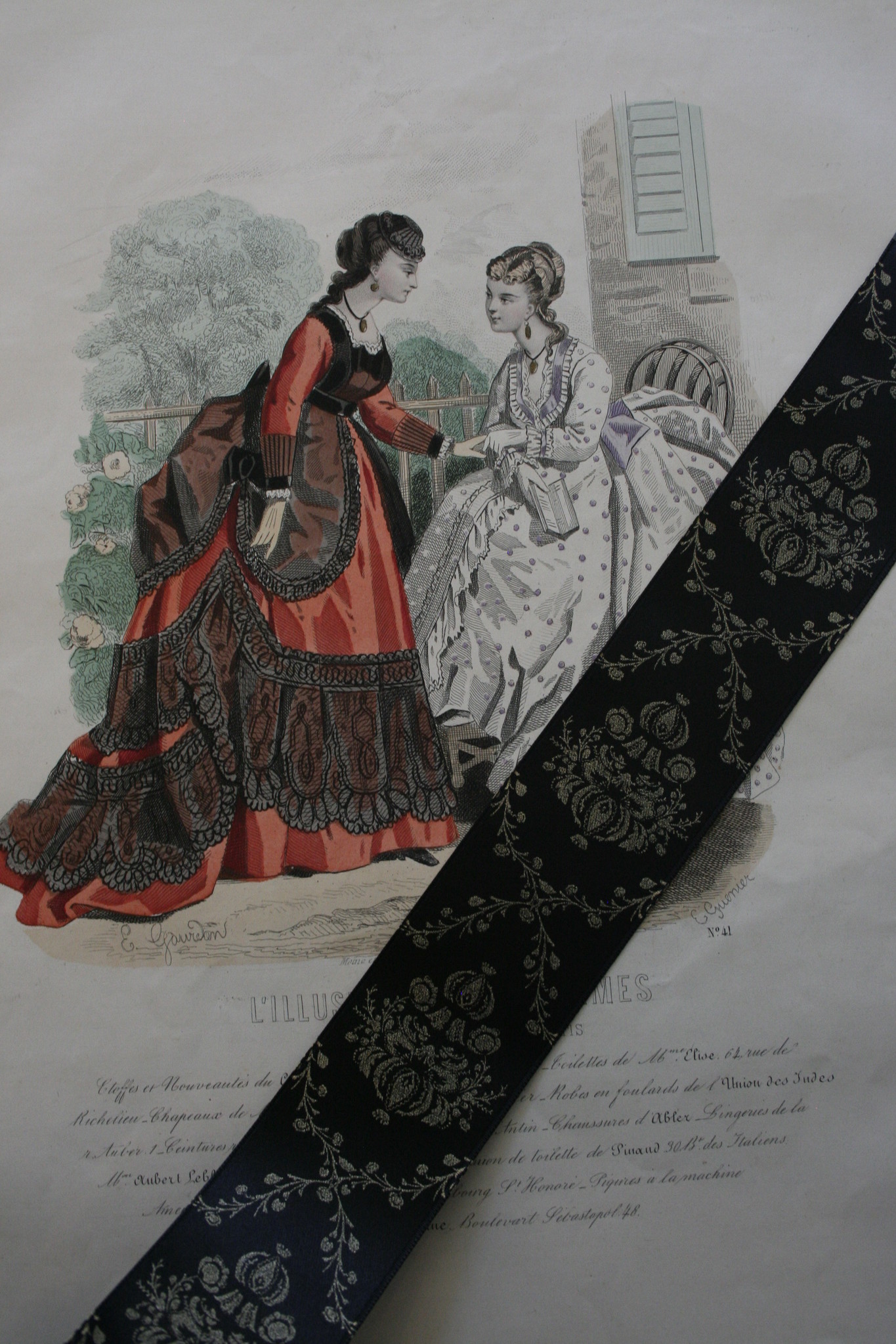 Black satin ribbon with gold Baroque print 40mm. - La Rose Passementarie