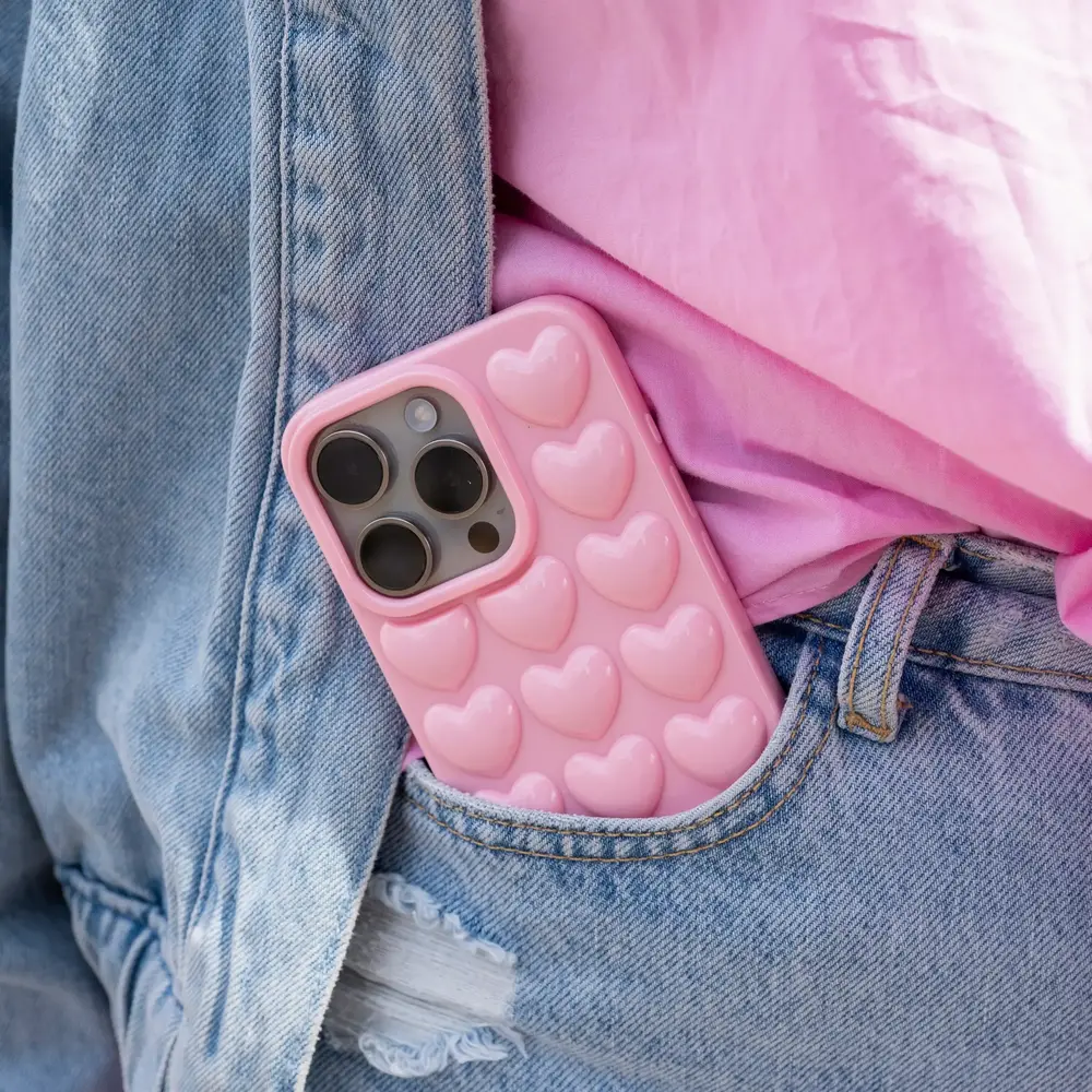 xoxo Wildhearts Heartbreaker Pink - iPhone 16 Pro hoesje - Phone-Factory