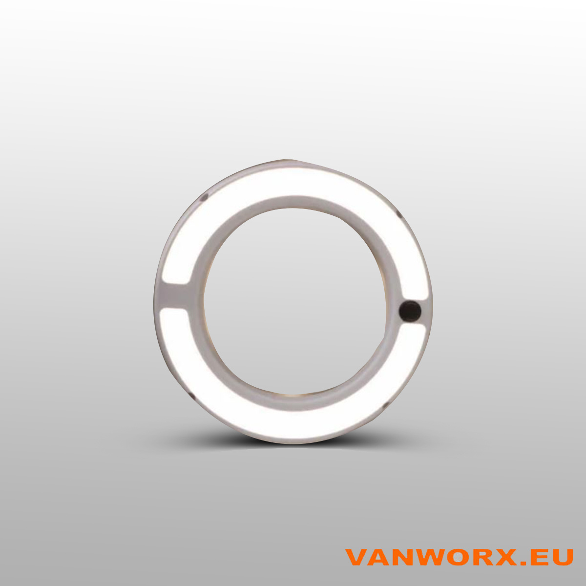 Maxxfan Dome Plus 12 Volt | Electric roof ventilation - vanworx.eu