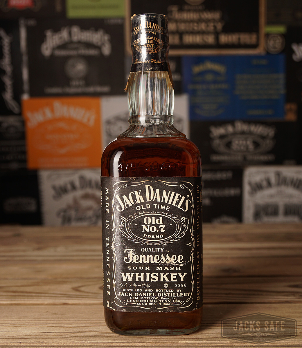 Jack Daniel's - Black Label - Paper seal - 4/5th Quart - 1973 - 1974 ...