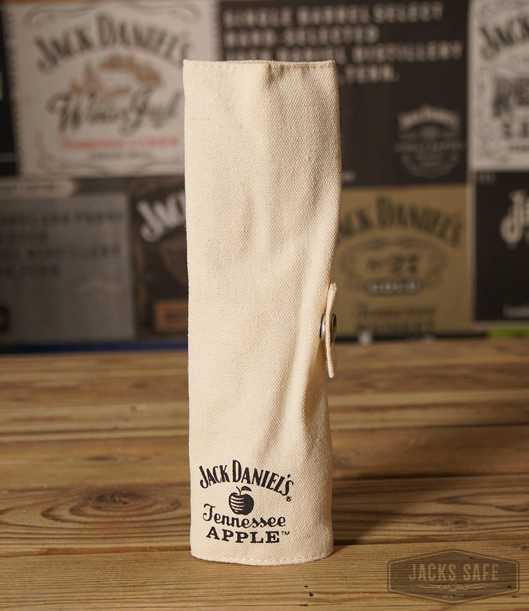 Jack Daniel's - Promo Items - APPLE WOODEN CUTLERY - GERMANY 2022 ...