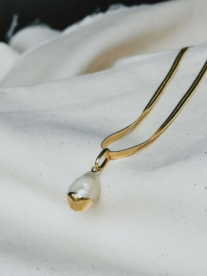 Large Pearl Pendant Shinju, Gold Plated - Taj Amsterdam