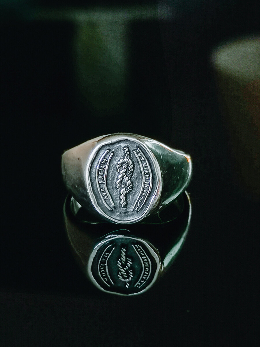 Silver Men's Signet Ring With Symbol Vibodh - Taj Amsterdam