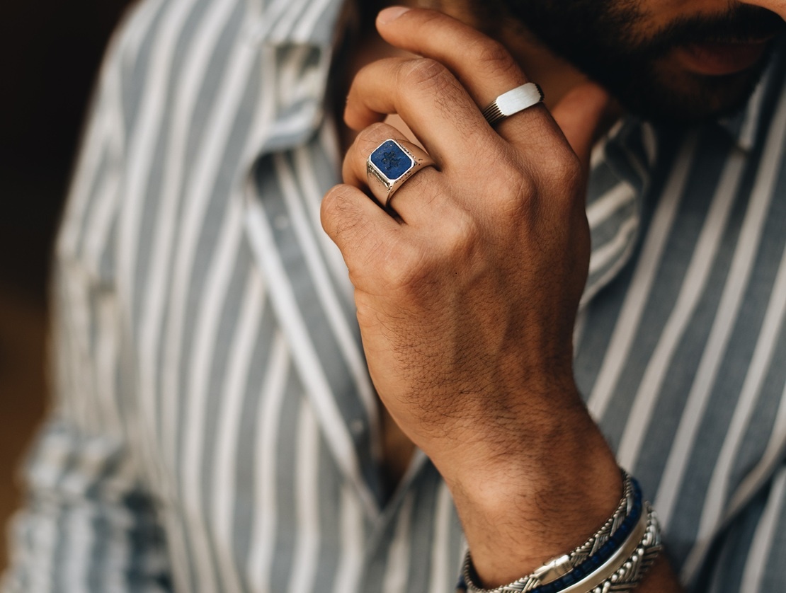 Wie trägt man als Mann einen Ring? - Taj Amsterdam