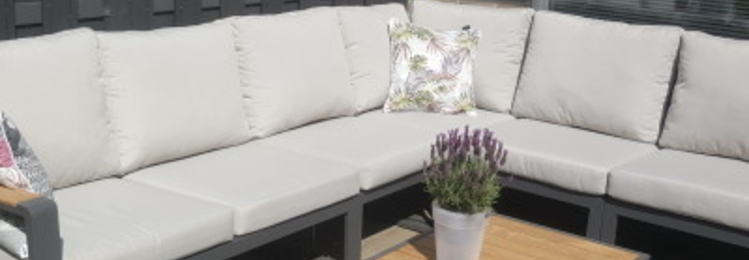 Een goedkope loungeset kopen - AVH Outdoor Tuinmeubelen