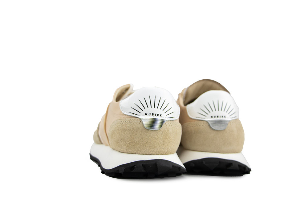 Nubikk Zora Mae Beige Satin | Gratis Verzending in NL va €40 ...