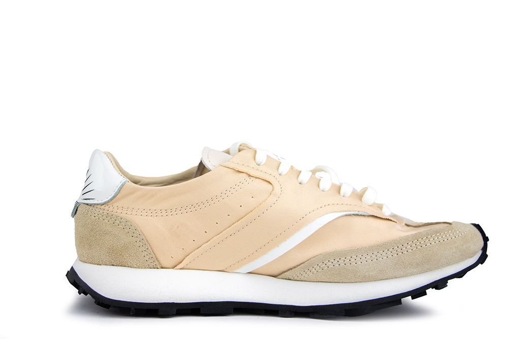 Nubikk Zora Mae Beige Satin | Gratis Verzending in NL va €40 ...