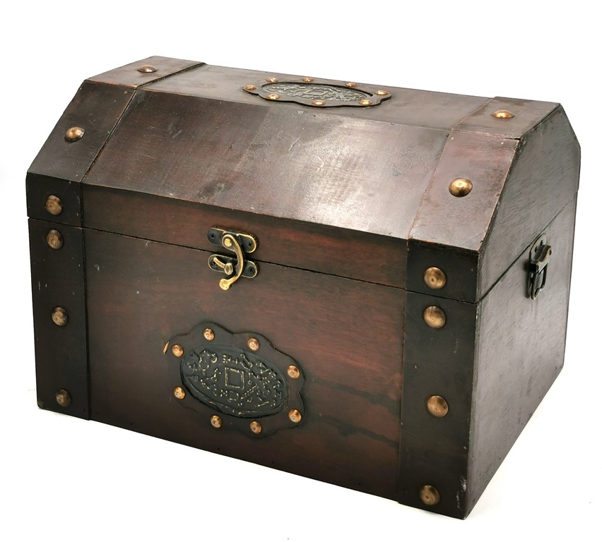 Oriental Treasure Chest Medium 30cm x 19cm x 20.5cm | Boutique Trukado ...