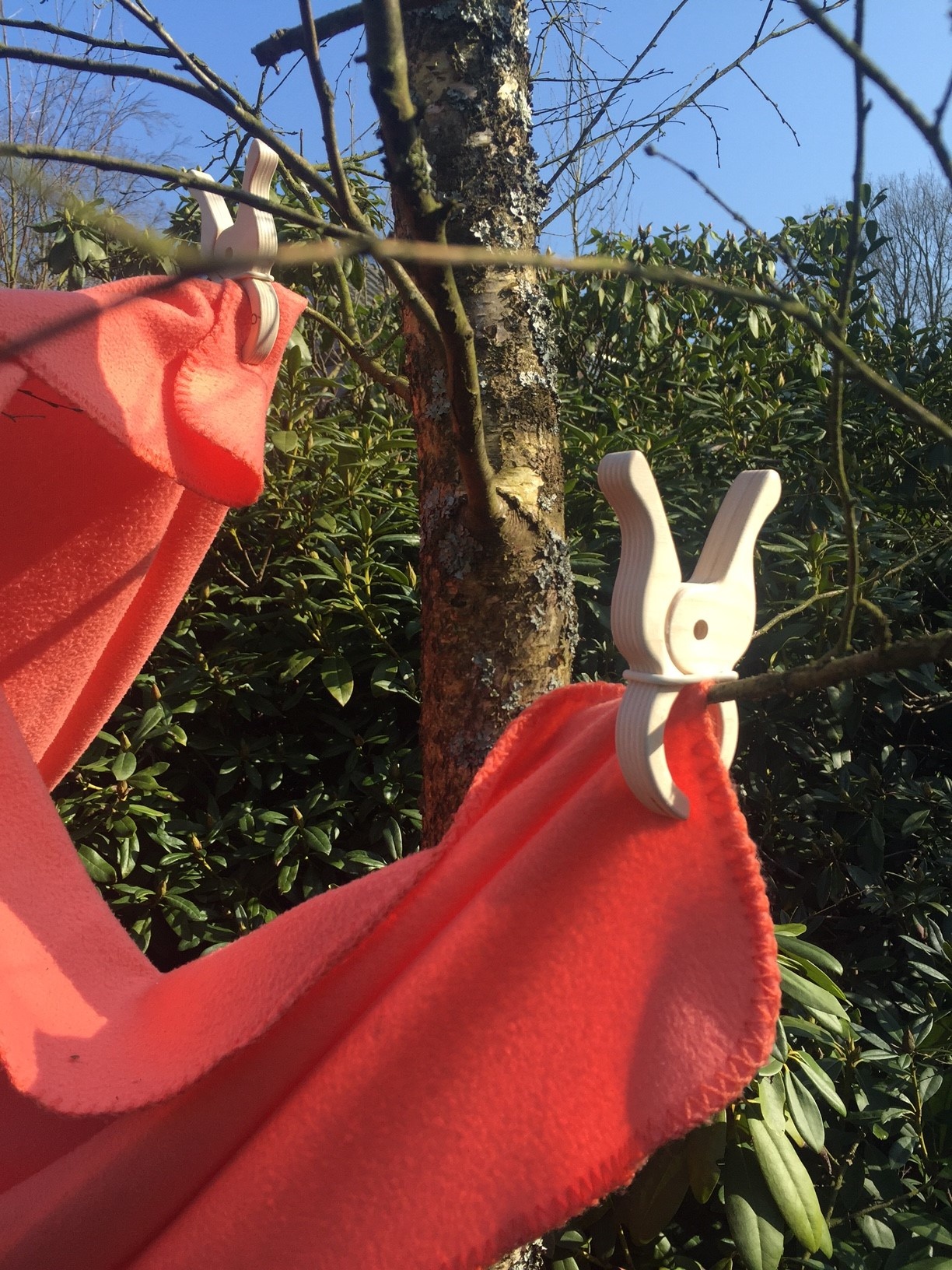 Reuze Houten Knijpers - Ideaal voor hutten en tenten! Hout en Plezier ...