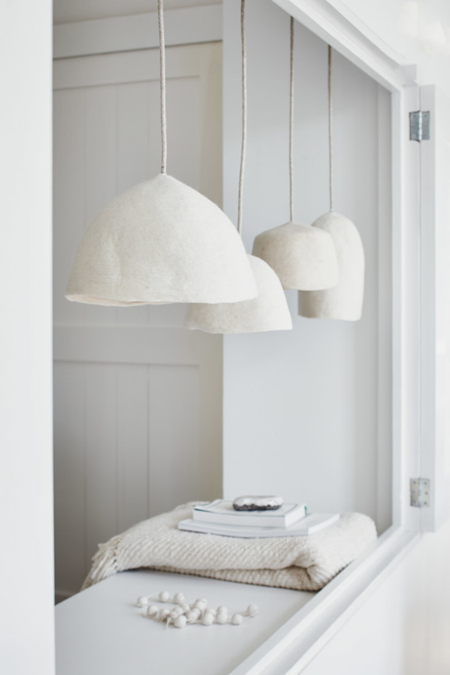 Felted hanging lamp - Couleur Locale