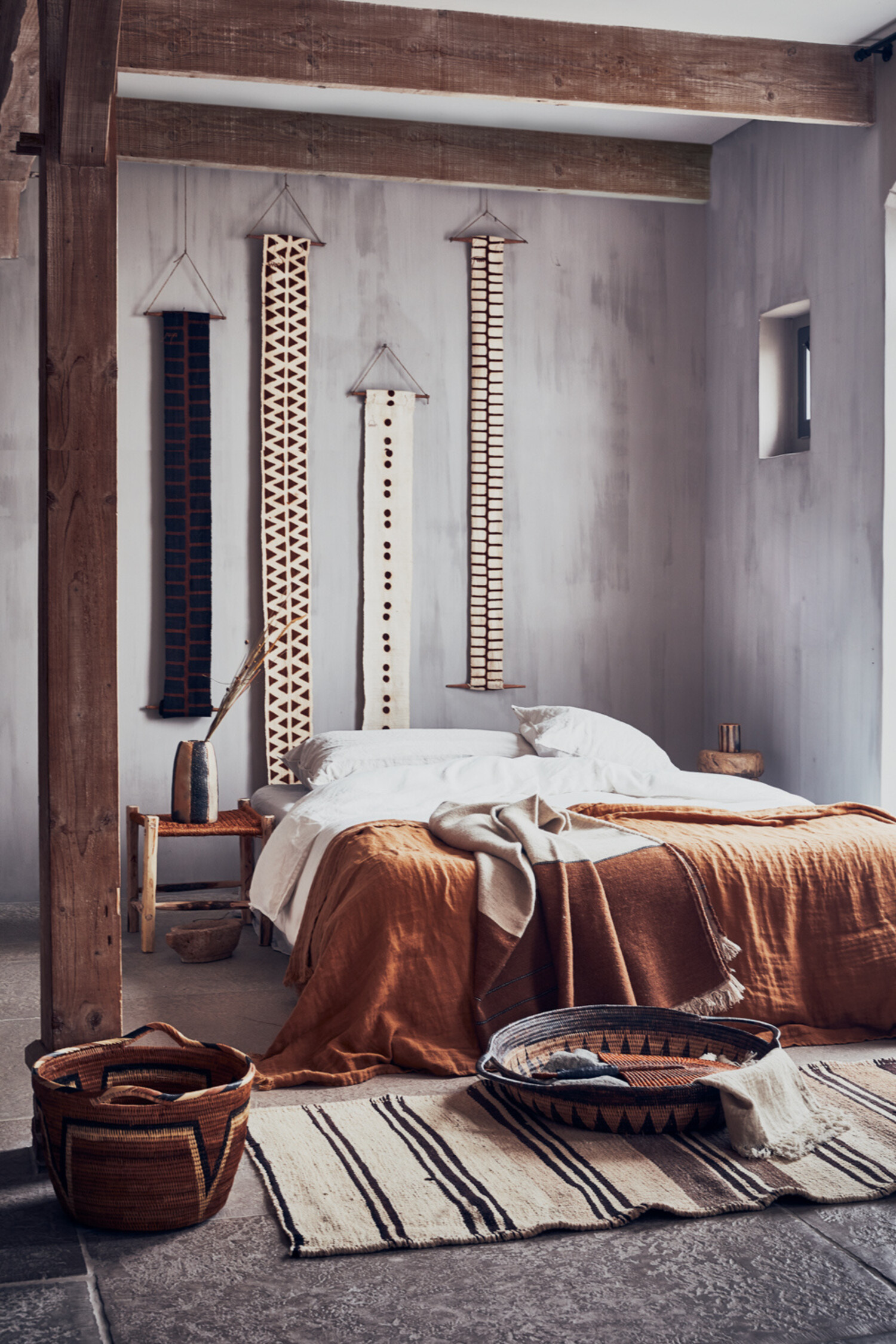 Bogolan totem - process - black/white - Couleur Locale