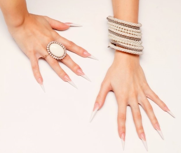 How To: Full Cover Tips Plaatsen | Glamournagelproducten ...