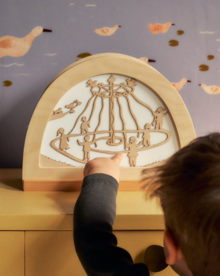 De Noest silhouet - dans rond de meiboom | Ziloen - Ziloen