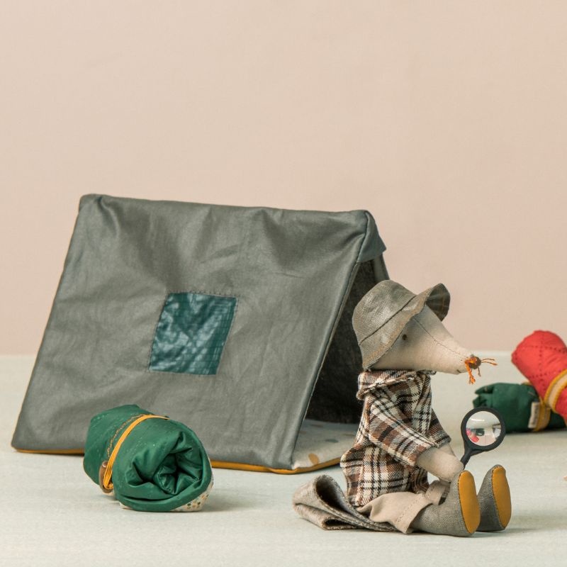 Maileg Wildlife Guide Mouse - Online Store - Rockettoys.com - Rocket Toys