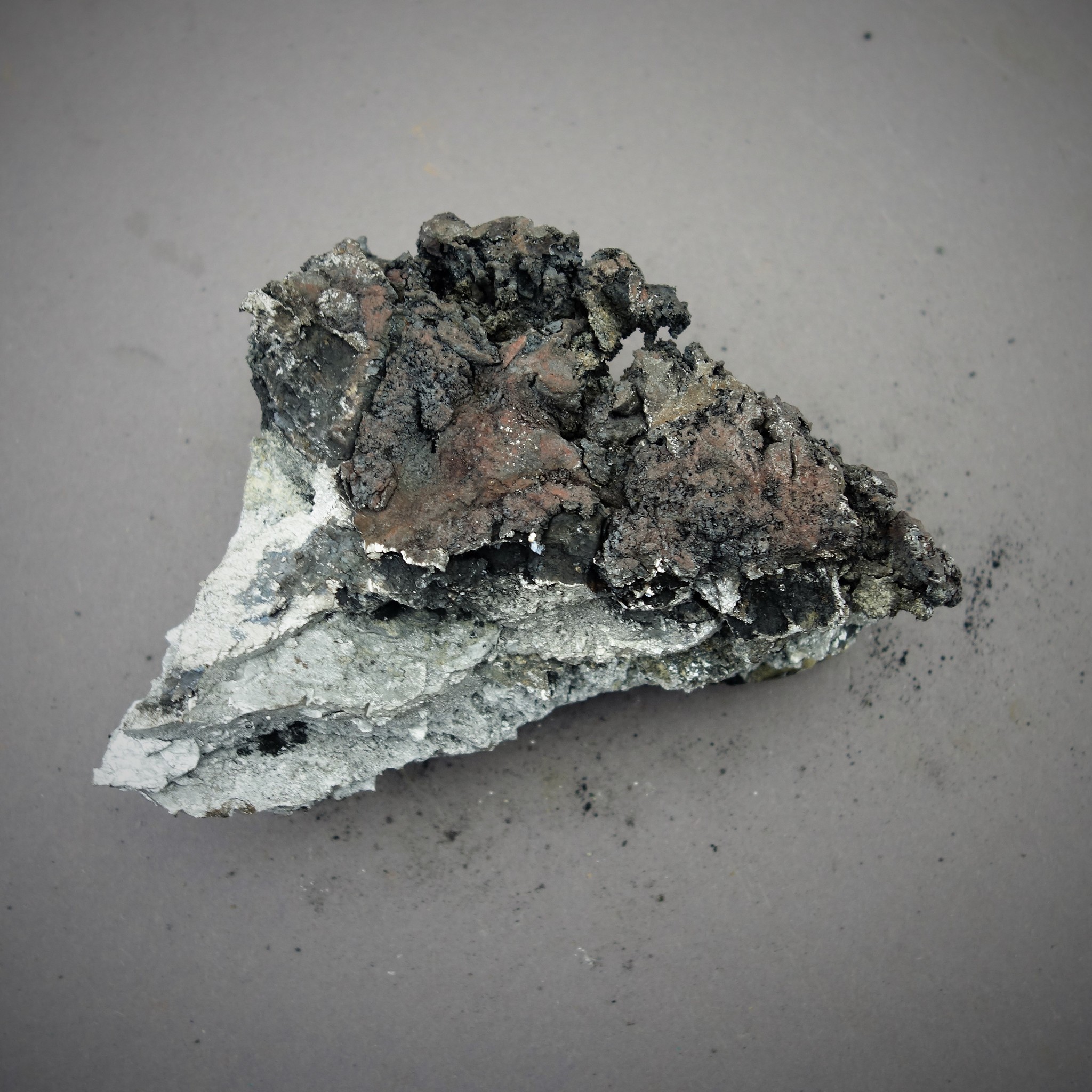 Bloomery steel (Tamahagane), 0,8-1,2% carbon