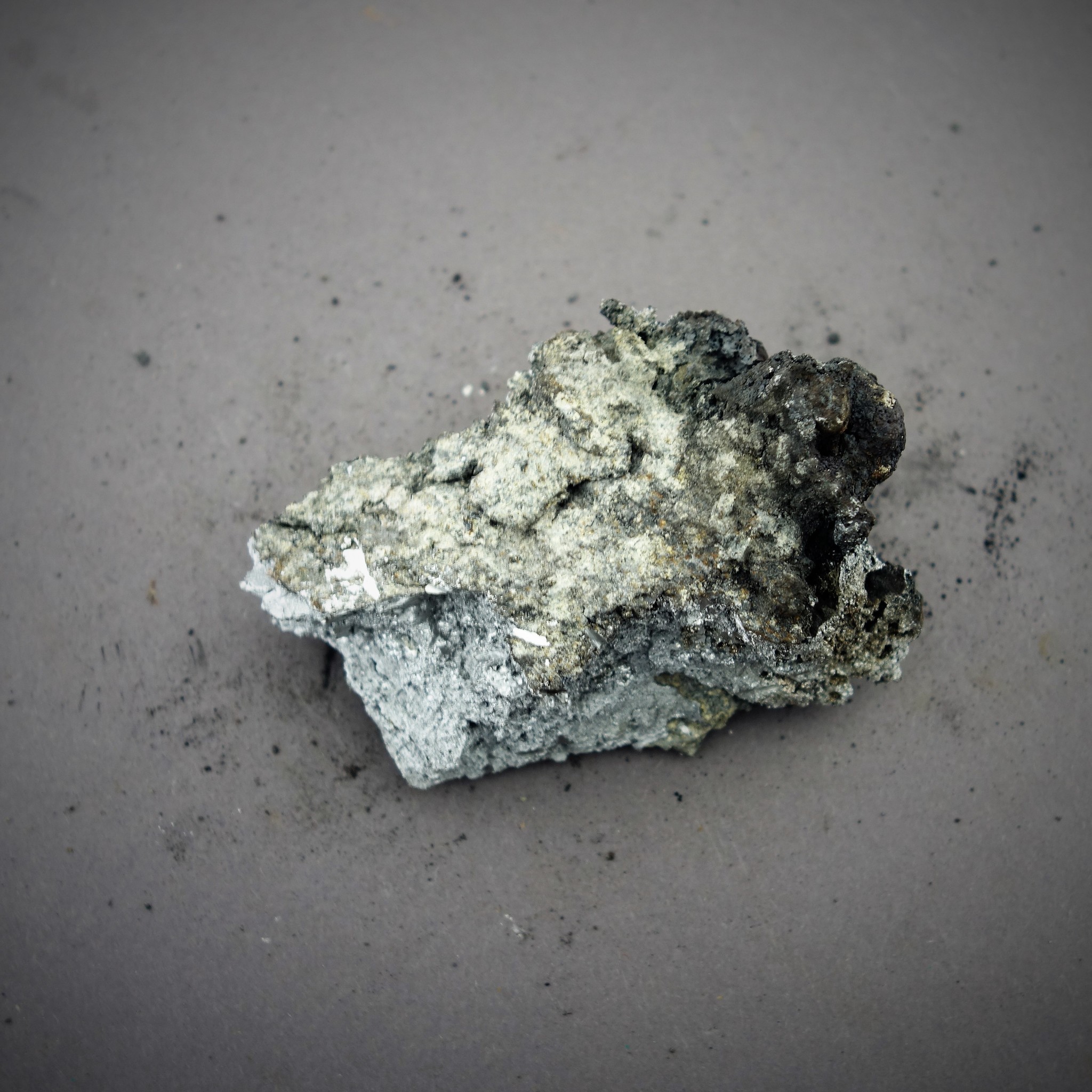 Bloomery steel (Tamahagane), 0,8-1,2% carbon