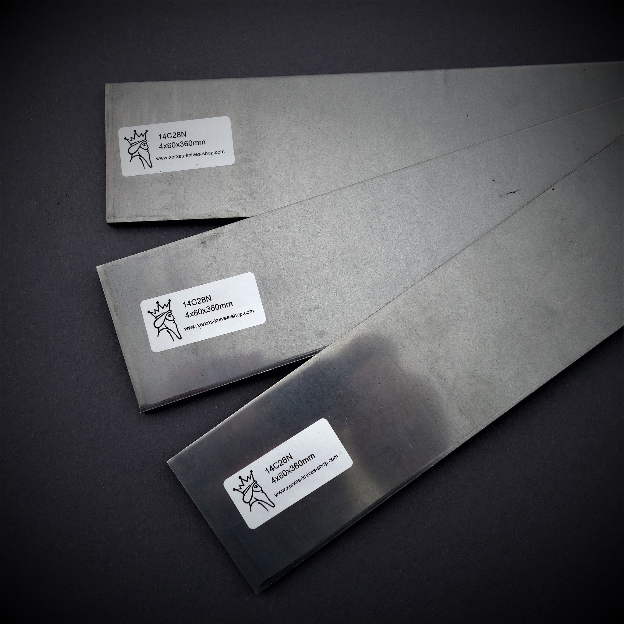 14C28N - Xerxes-Knives