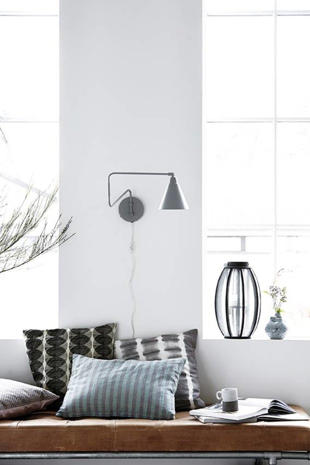House Doctor Game wall lamp black metal - LIVING AND CO.