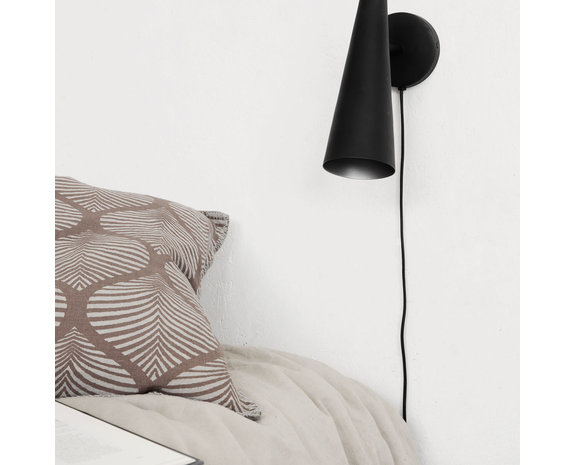 House Doctor Precise wall lamp - matt black - LIVING AND CO.