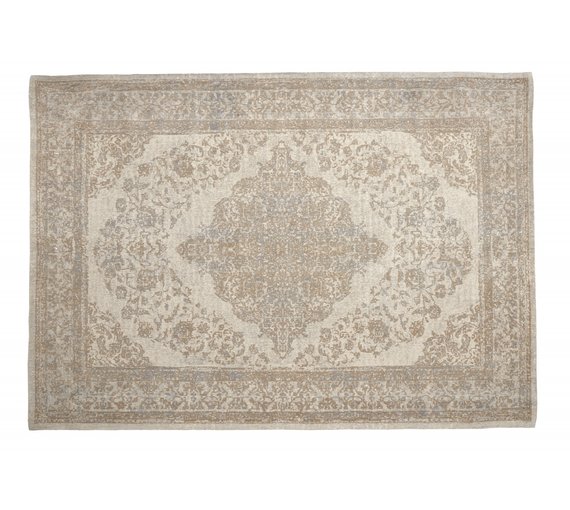 Carpets - LIVING AND CO.