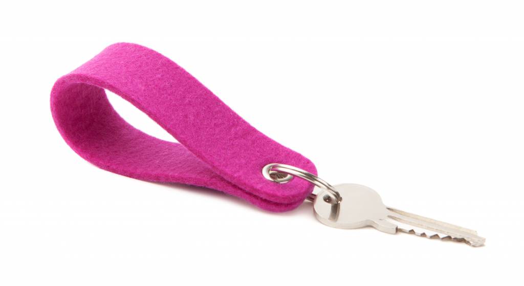Keychains with metal key ring of genuine wool felt - Pink - WildTech