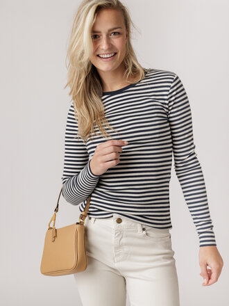 Basic Apparel - Uniek Mode