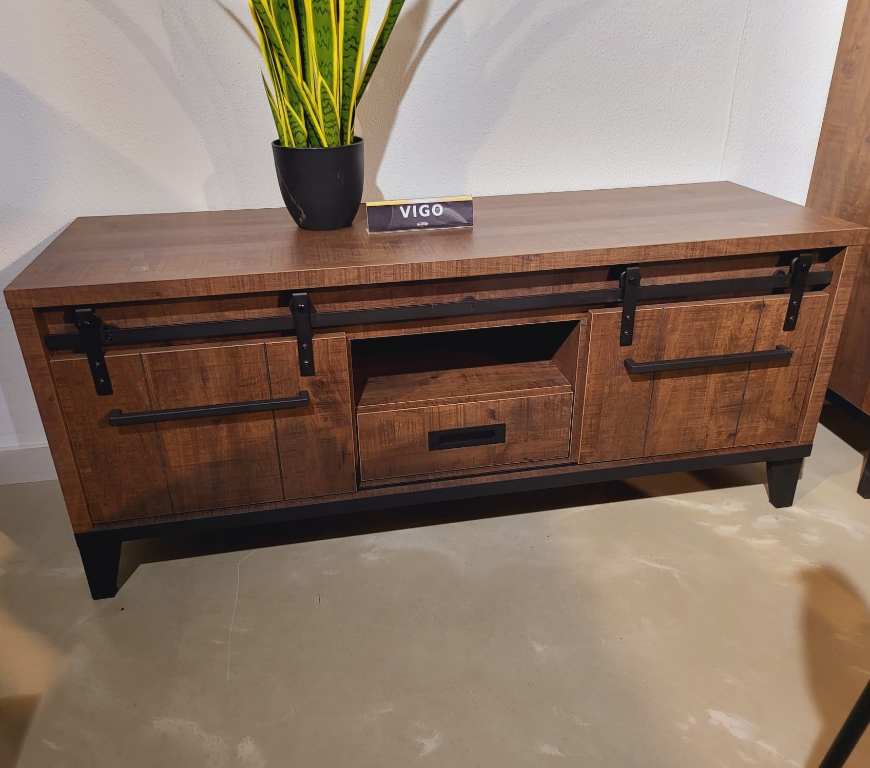 TV meubel Dark mango Vigo groot 2 deuren - Gratis bezorgd - De Woon Winkel