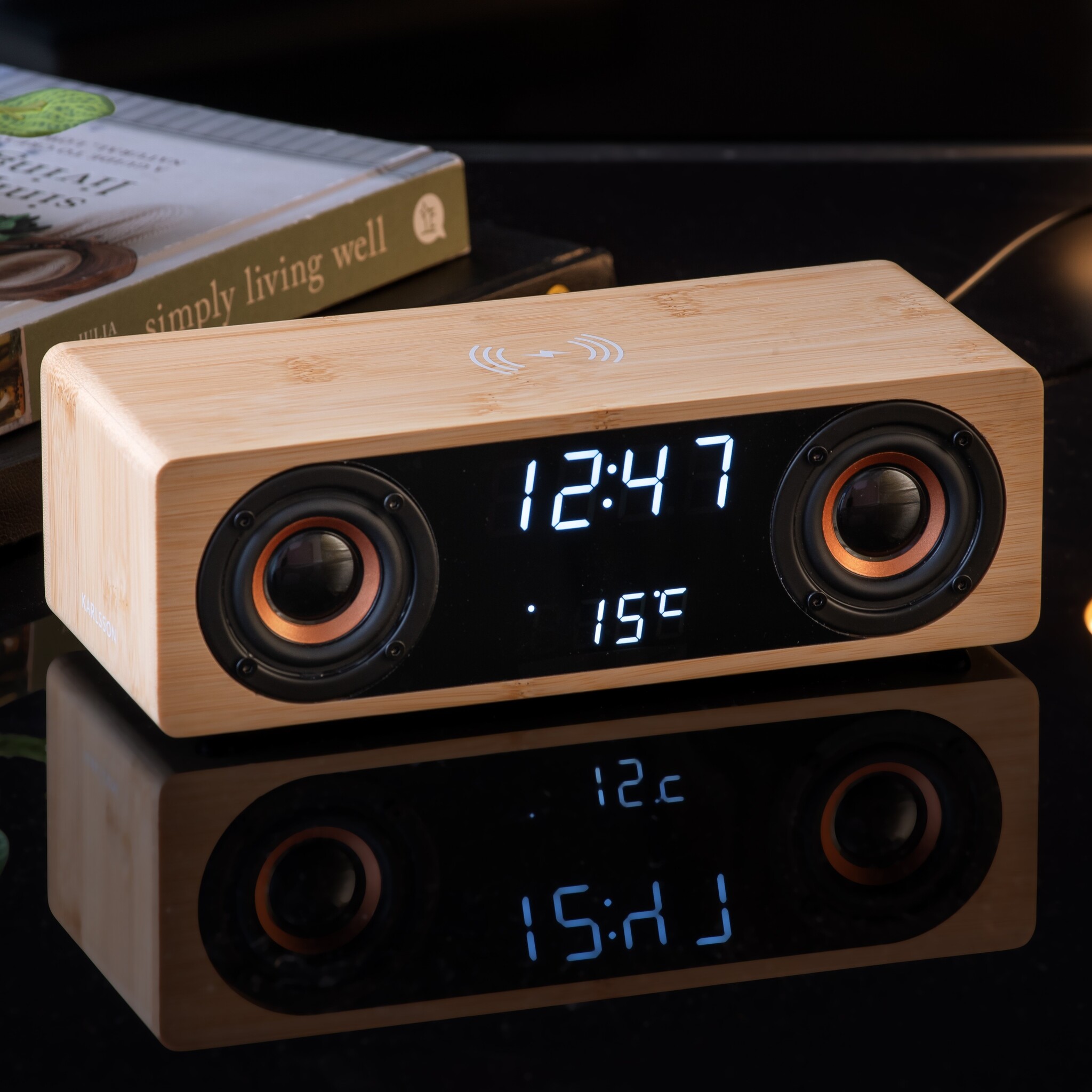 Wekker Classic BT speaker met telefoonoplader bamboo - Gratis bezorgd ...