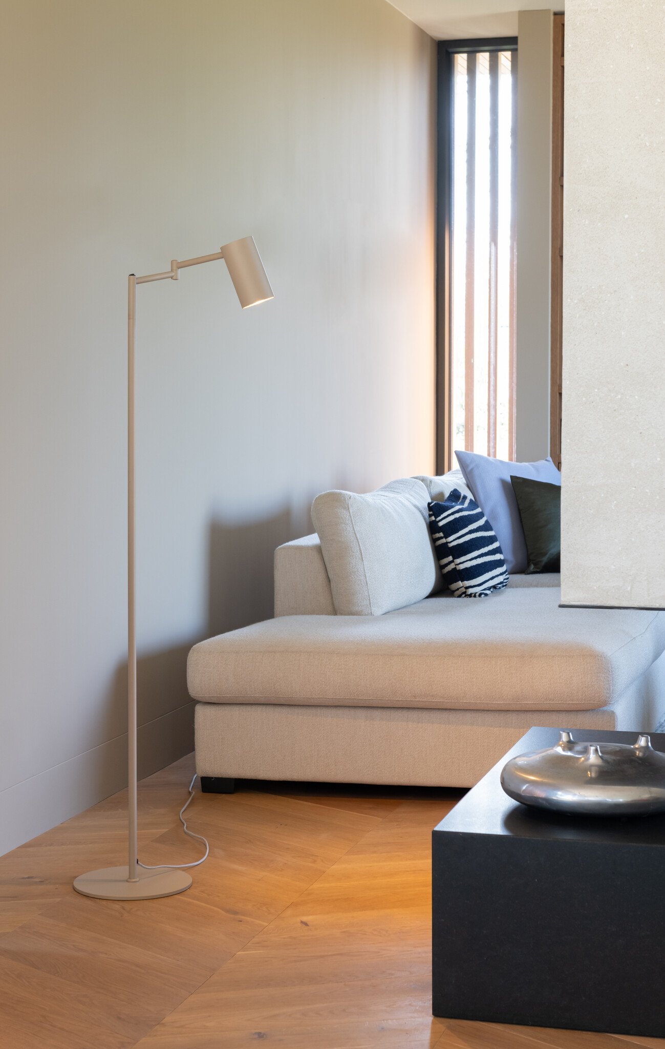 Vloerlamp Bilbao beige – It's about RoMi | De Woon Winkel - De Woon Winkel
