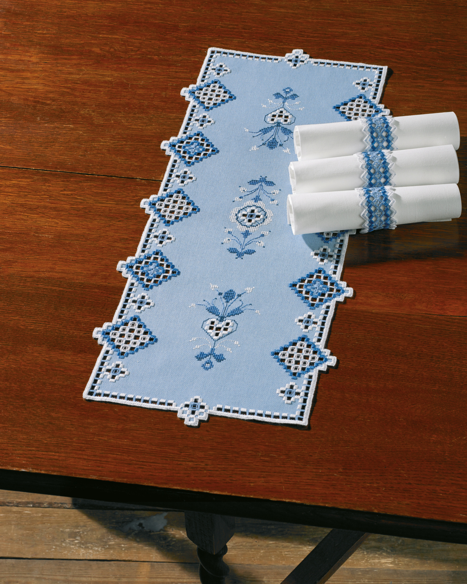 Permin Hardanger blue 63-9791 Kopen? - Art en Hobby