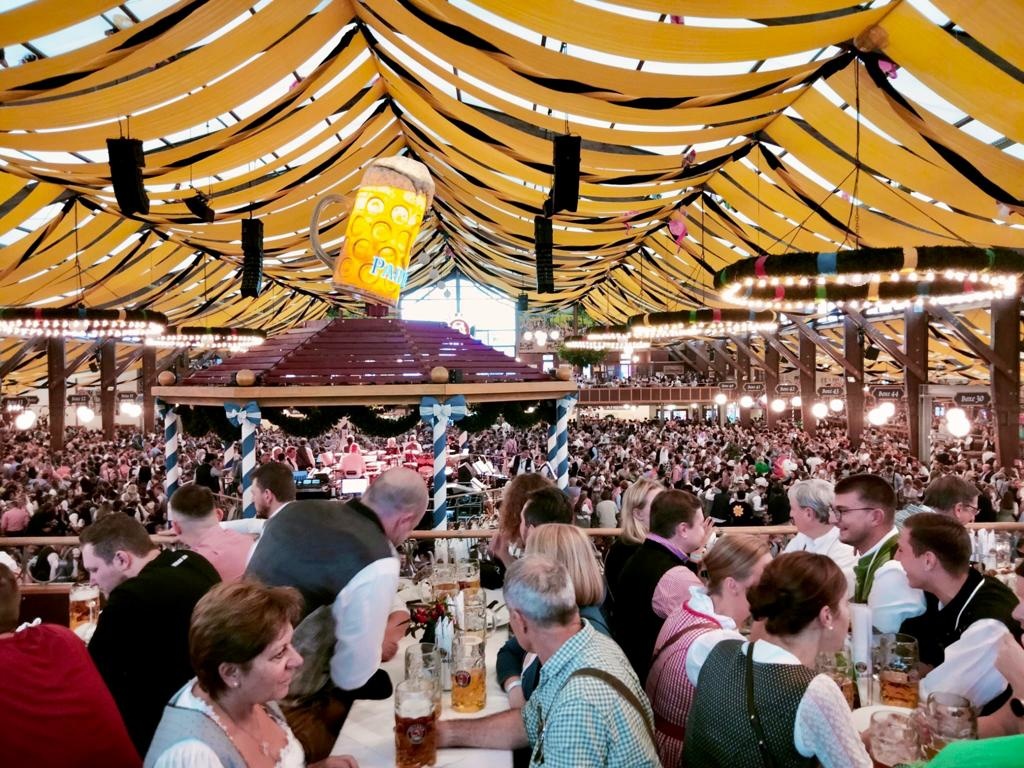 onze Blogs - Oktoberfest: "Wurst und Wein" - de Wijntherapeut