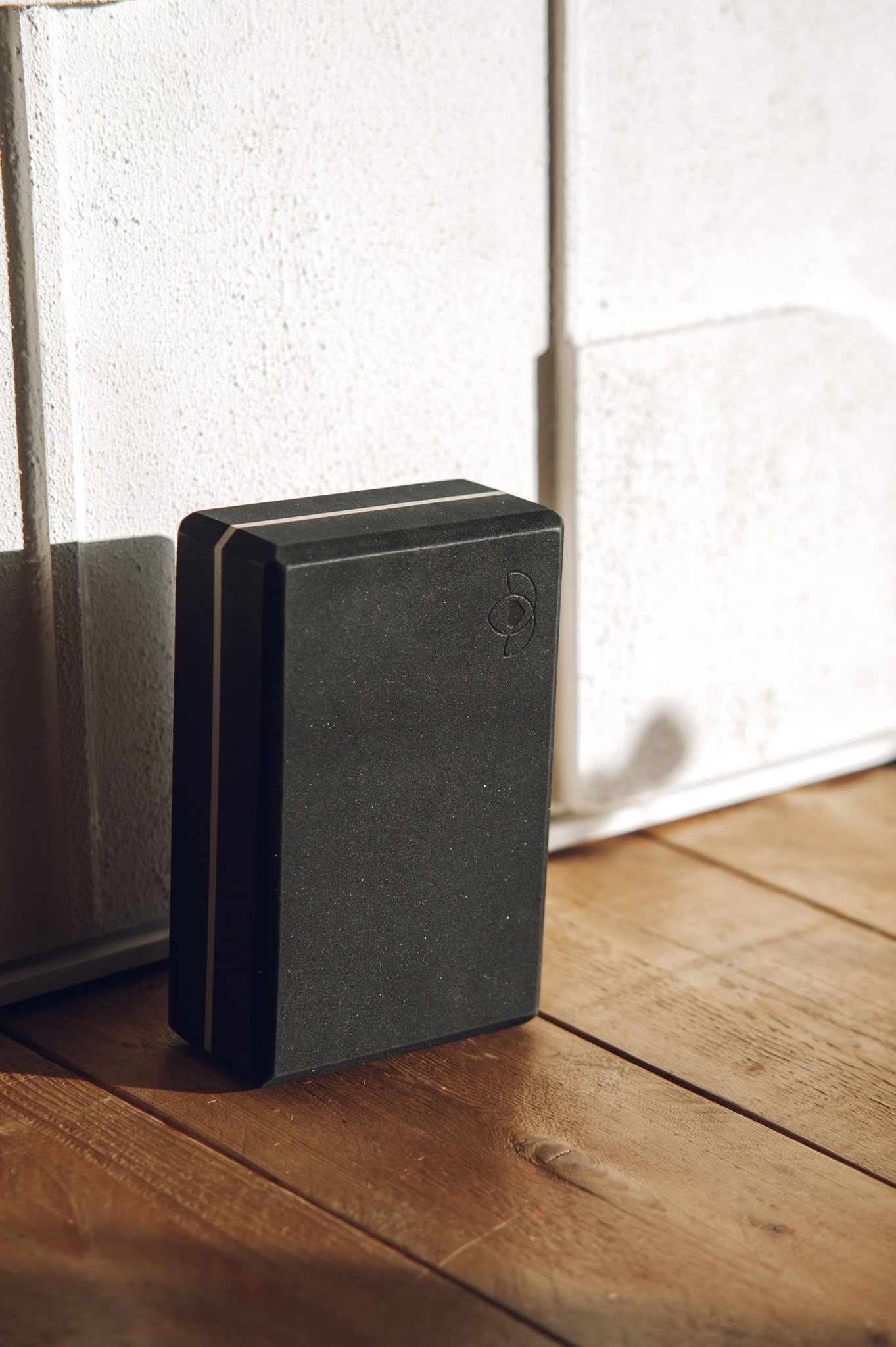 Yoga blok high density zwart - Lotus - Superyoga