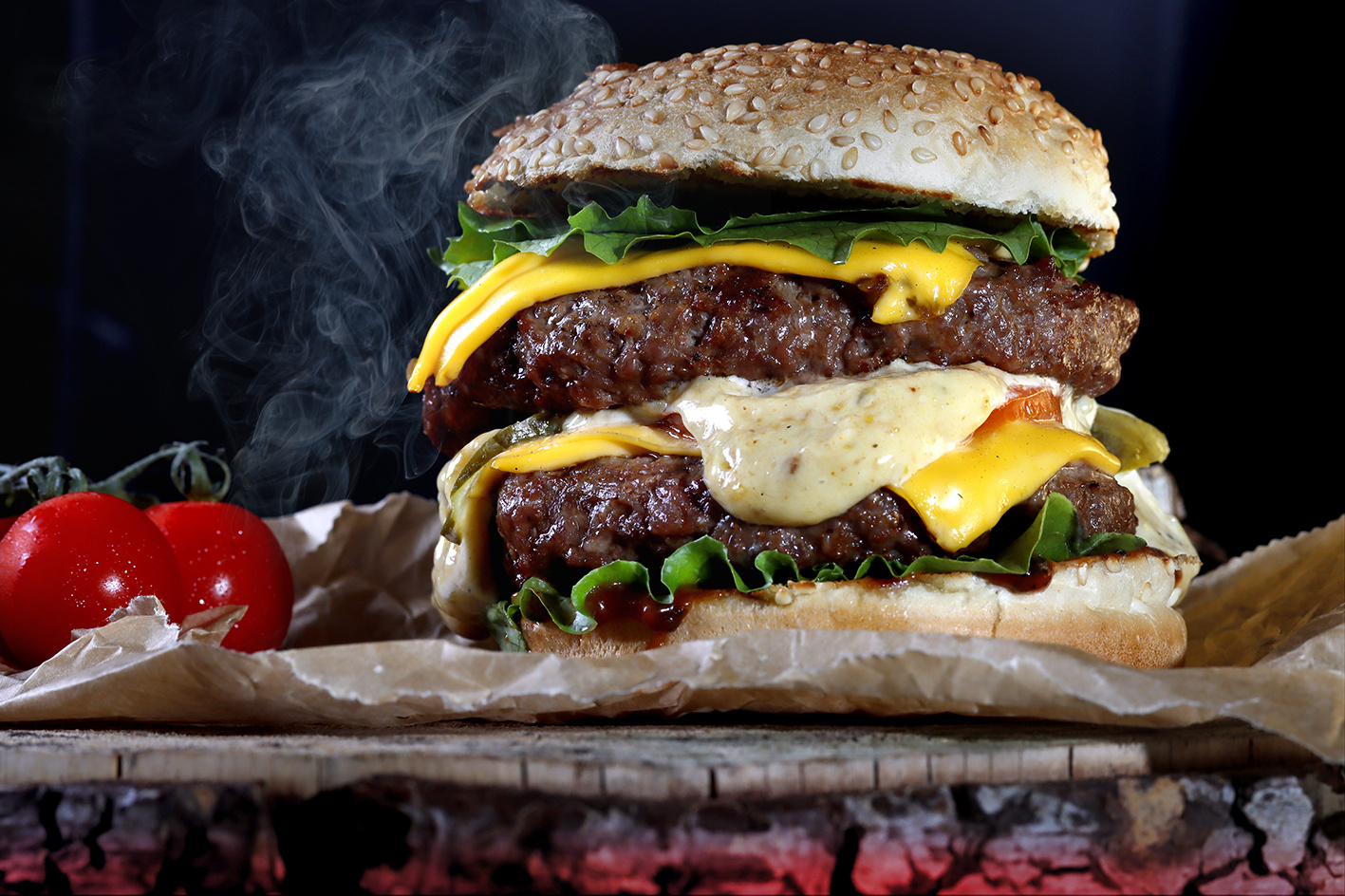 FULLY LOADED DOUBLE CHEESE BURGER - Beef Exclusief B.V.