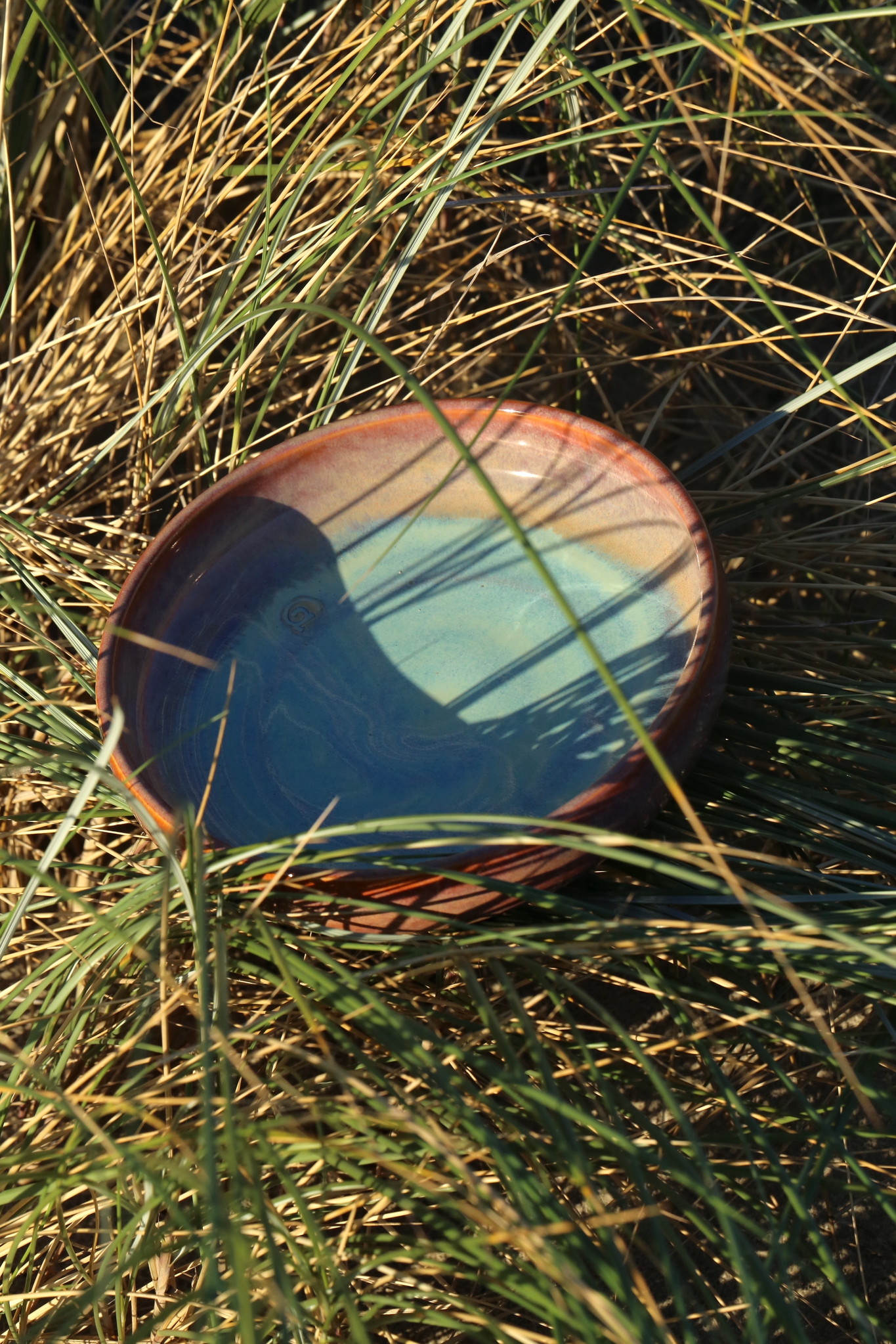 Handmade ceramic scale with unique glazes from the "Sungreen" service ...